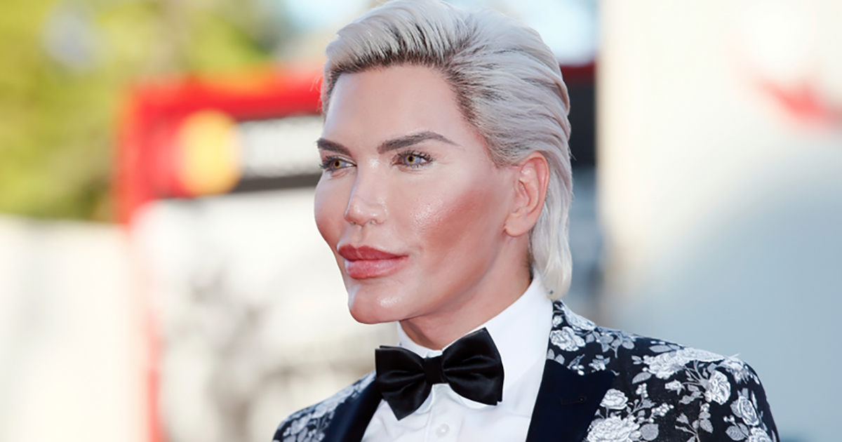 Jessica Alves, the human barbie – this is what she looks like today