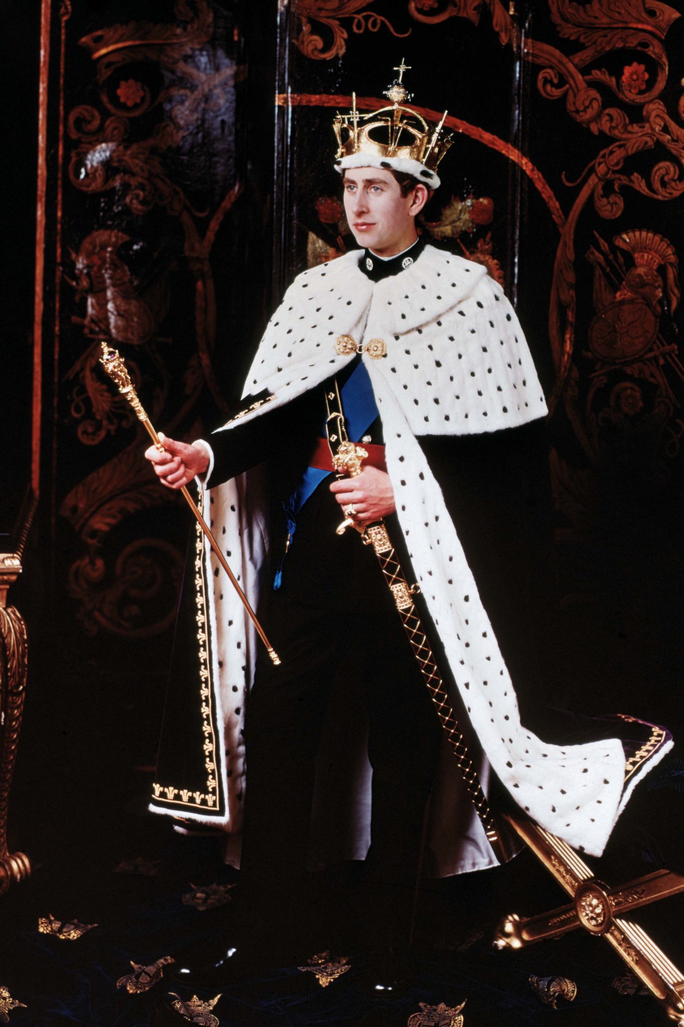 King Charles mystery: How a photo in the background of royal video had ...