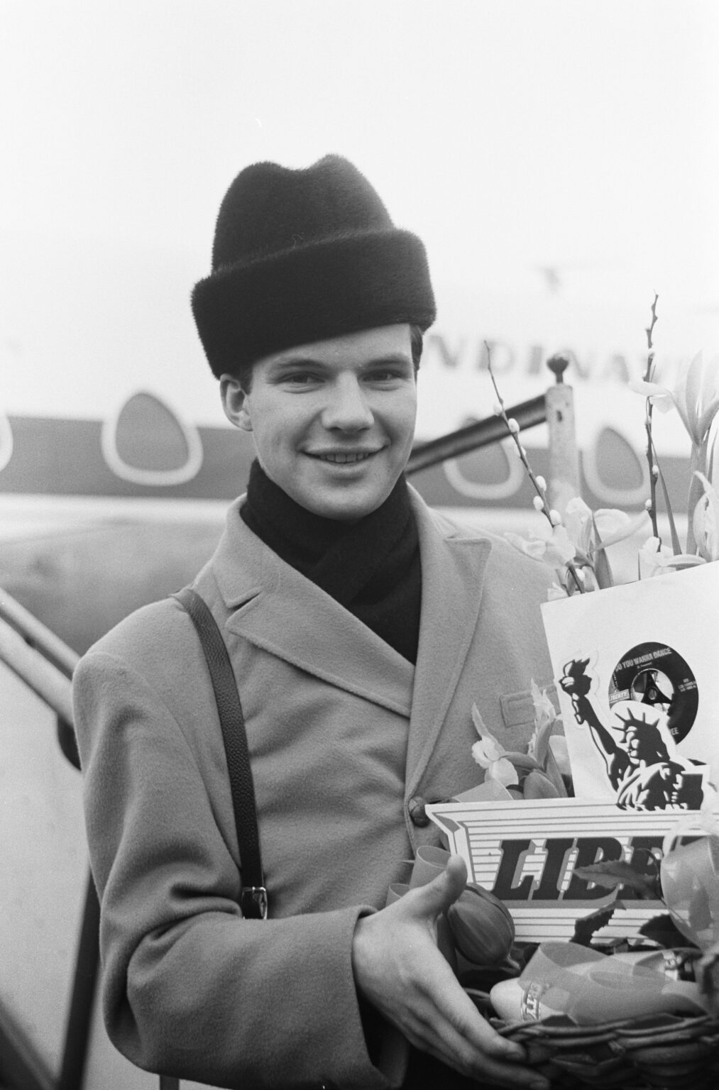Remembering the life of teen star Bobby Vee – who got his break the day ...
