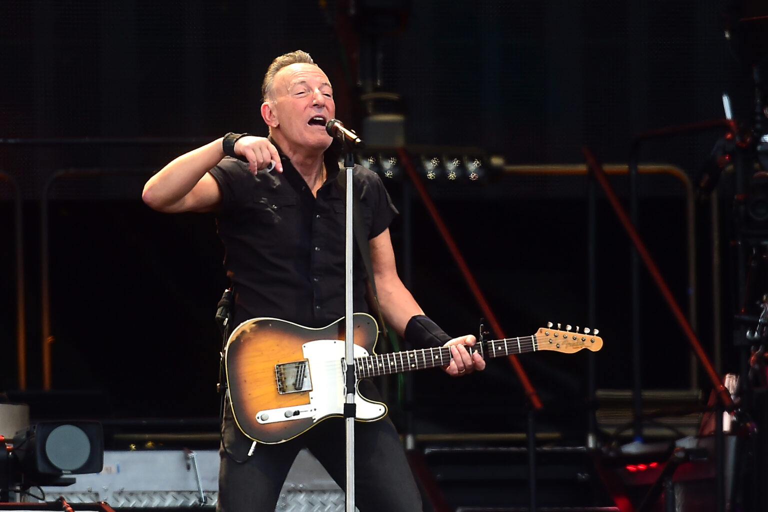 Bruce Springsteen, 74, has just reached billionaire status