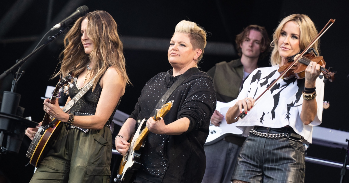 Fans fuming after The Chicks cancel multiple shows – band suffering ...