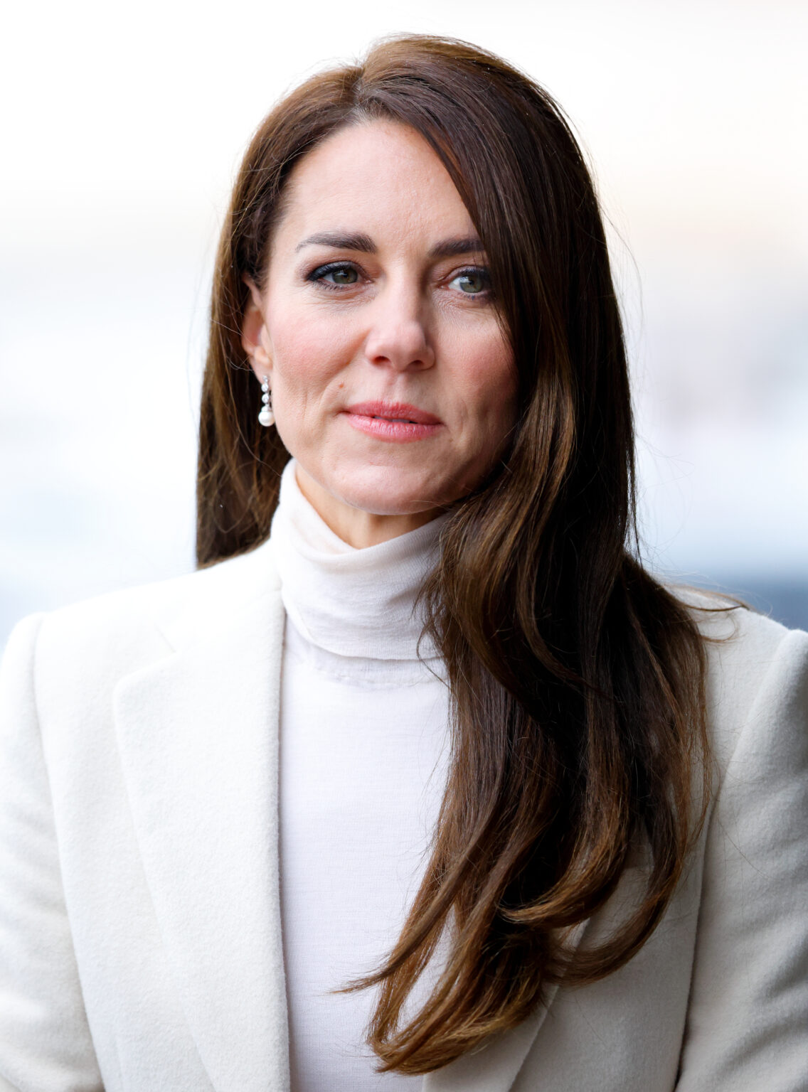 Royal expert gives "major" update on Kate Middleton's surgery, weeks ...