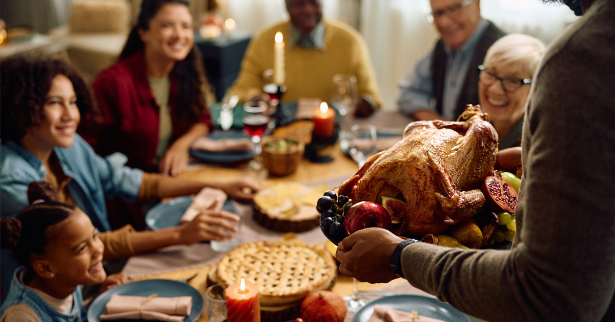 How to survive Thanksgiving with politically extreme family