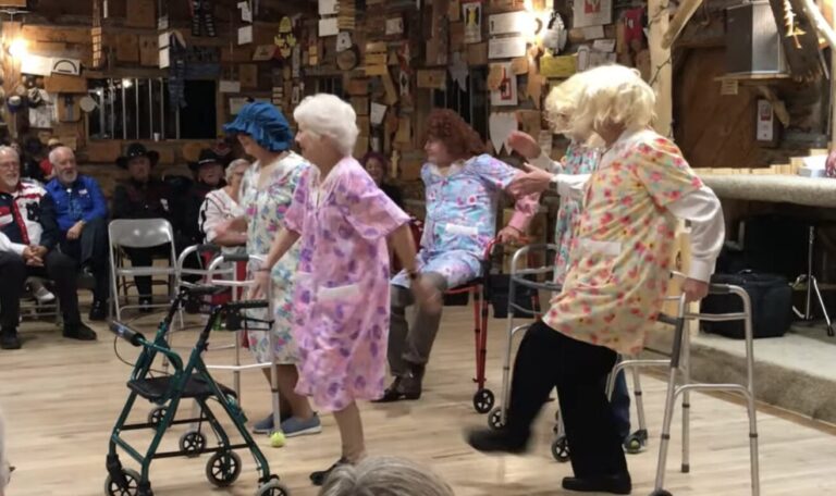 Five grandmas stun with 'Pretty Woman' dance