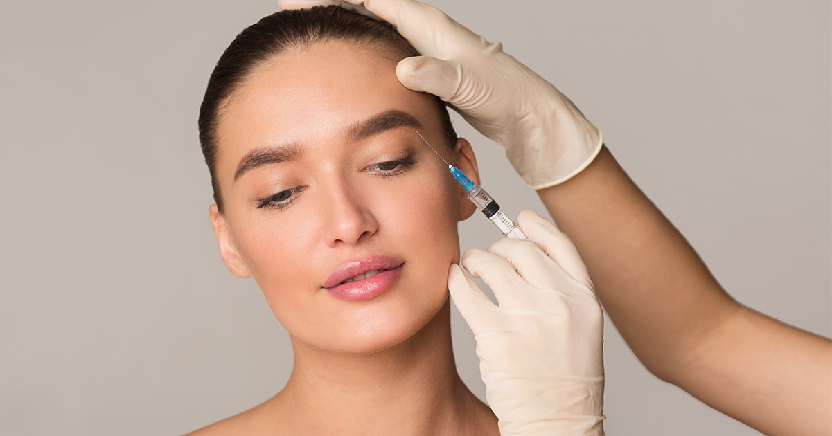 Doctor injects half her face with Botox to show dramatic results