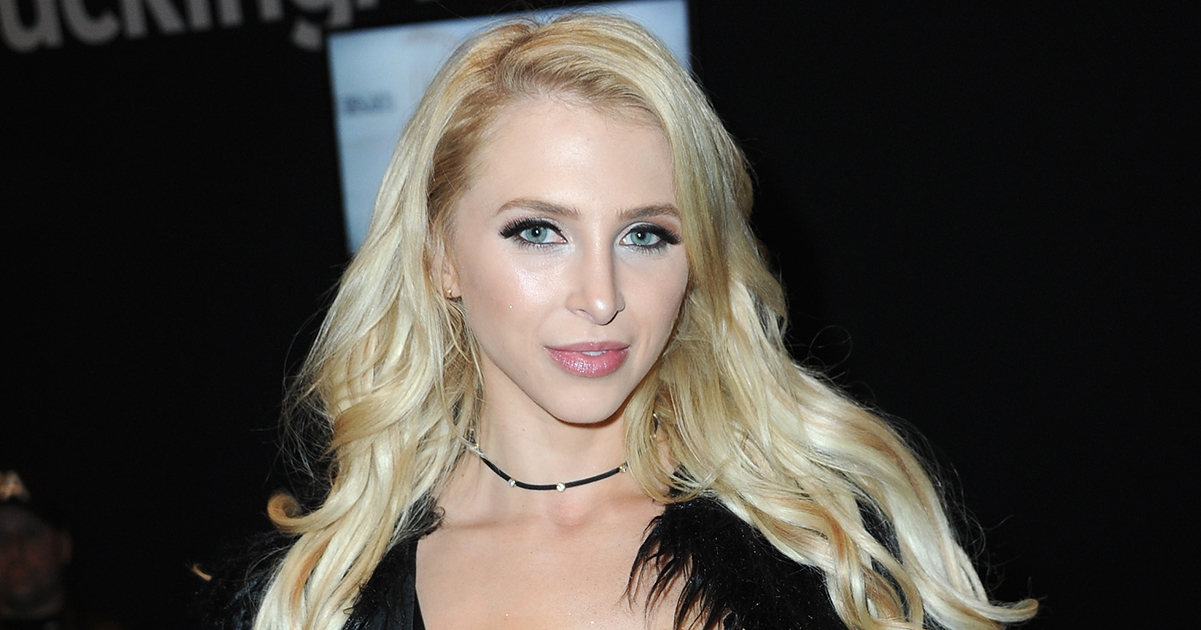 Adult star reveals what makes the 'perfect p**is'