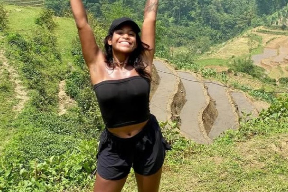 Woman trapped in active volcano for 3 days sparks massive rescue mission