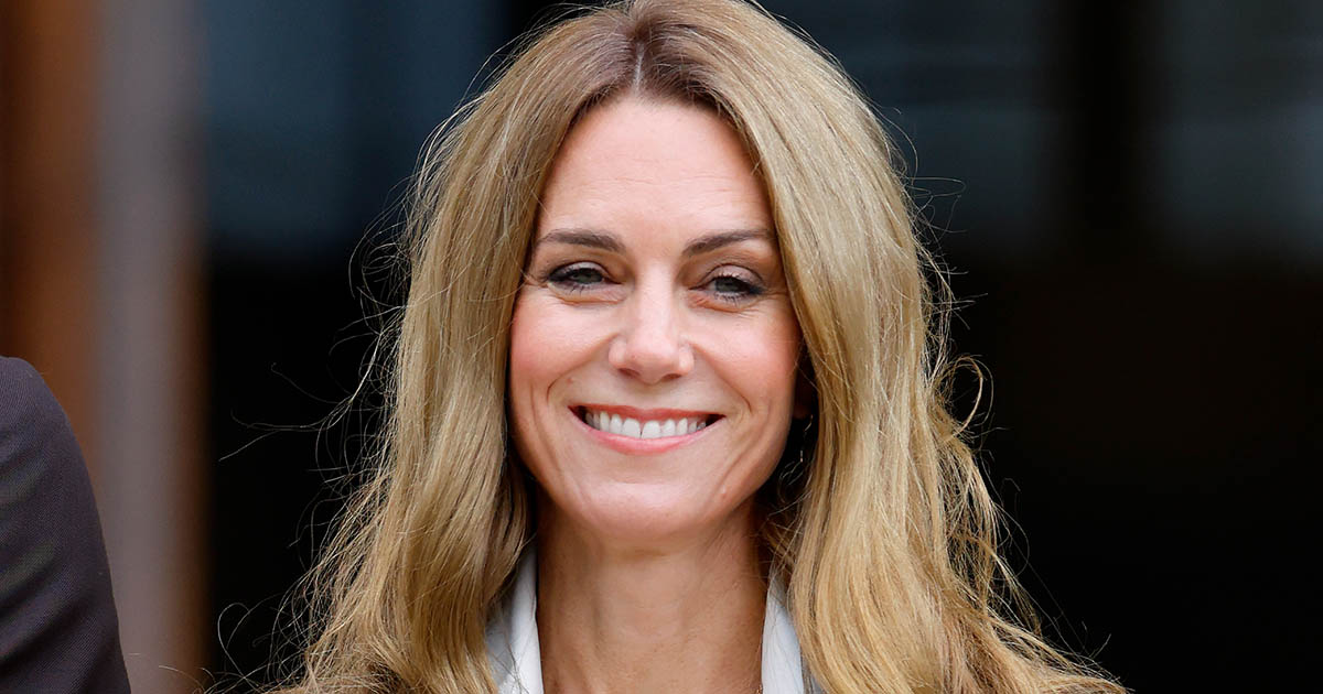 Kate Middleton shows off new "Sleeping Beauty" blonde hair style