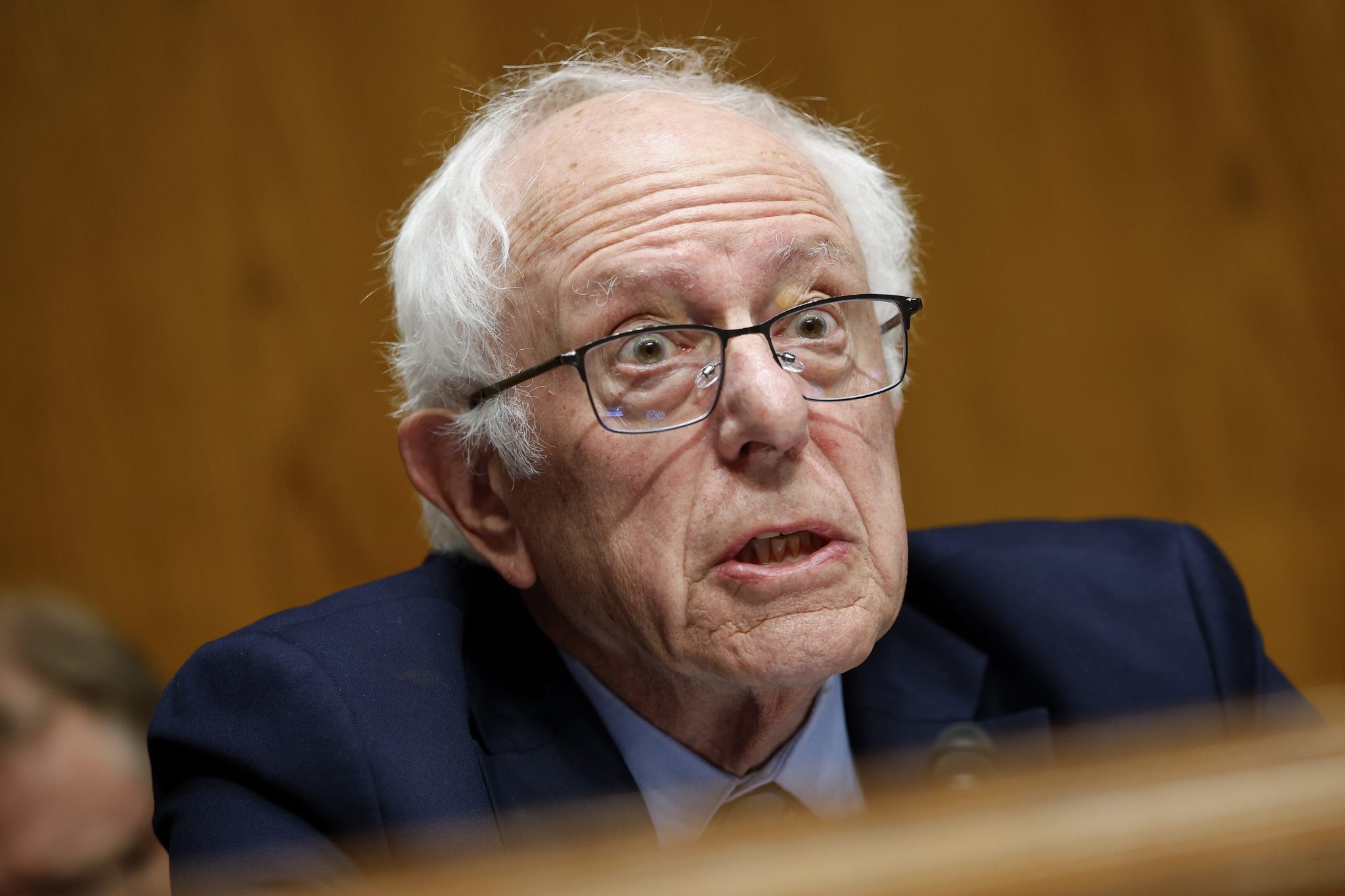 Bernie Sanders calls for four-day, 32-hour work week in US
