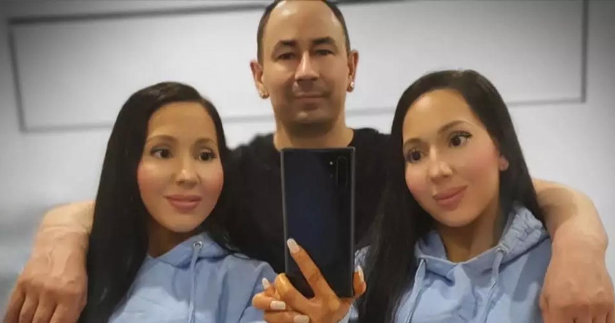 'World's most identical twins' engaged to the same man