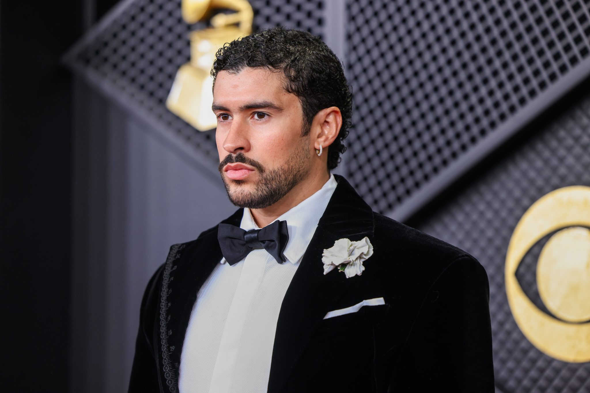 Bad Bunny sparks plastic surgery rumors after dramatic transformation ...
