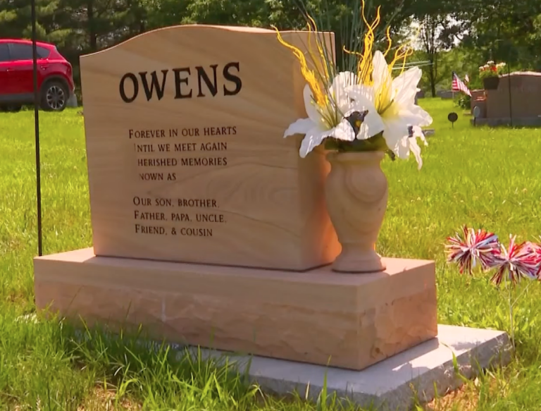 Cemetery demands headstone removal over 'obscene message'