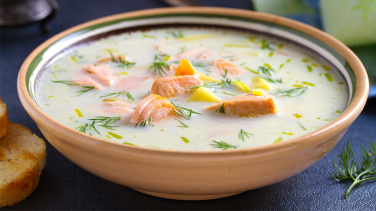 Nosta perinteinen lohikeitto käden käänteessä seuraavalle tasolle ...