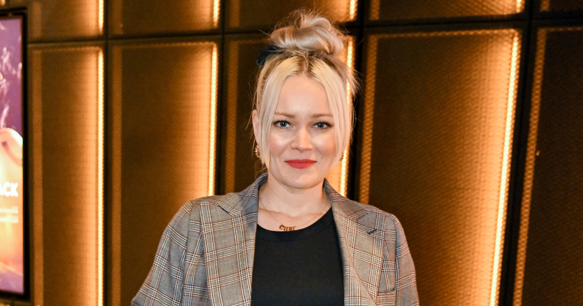 Harvinainen kuva – tältä näyttää Anna Puu ilman meikkiä