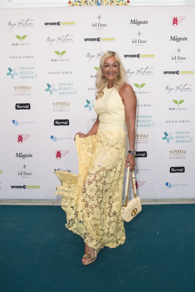 Efter frygtelige hadbeskeder om sin krop: Nu deler Charlotte Bircow ...