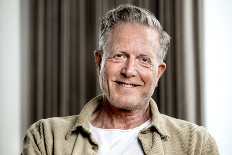 Peter Mygind bor sammen med børnebørnene: Nu sætter han rørende ord på ...