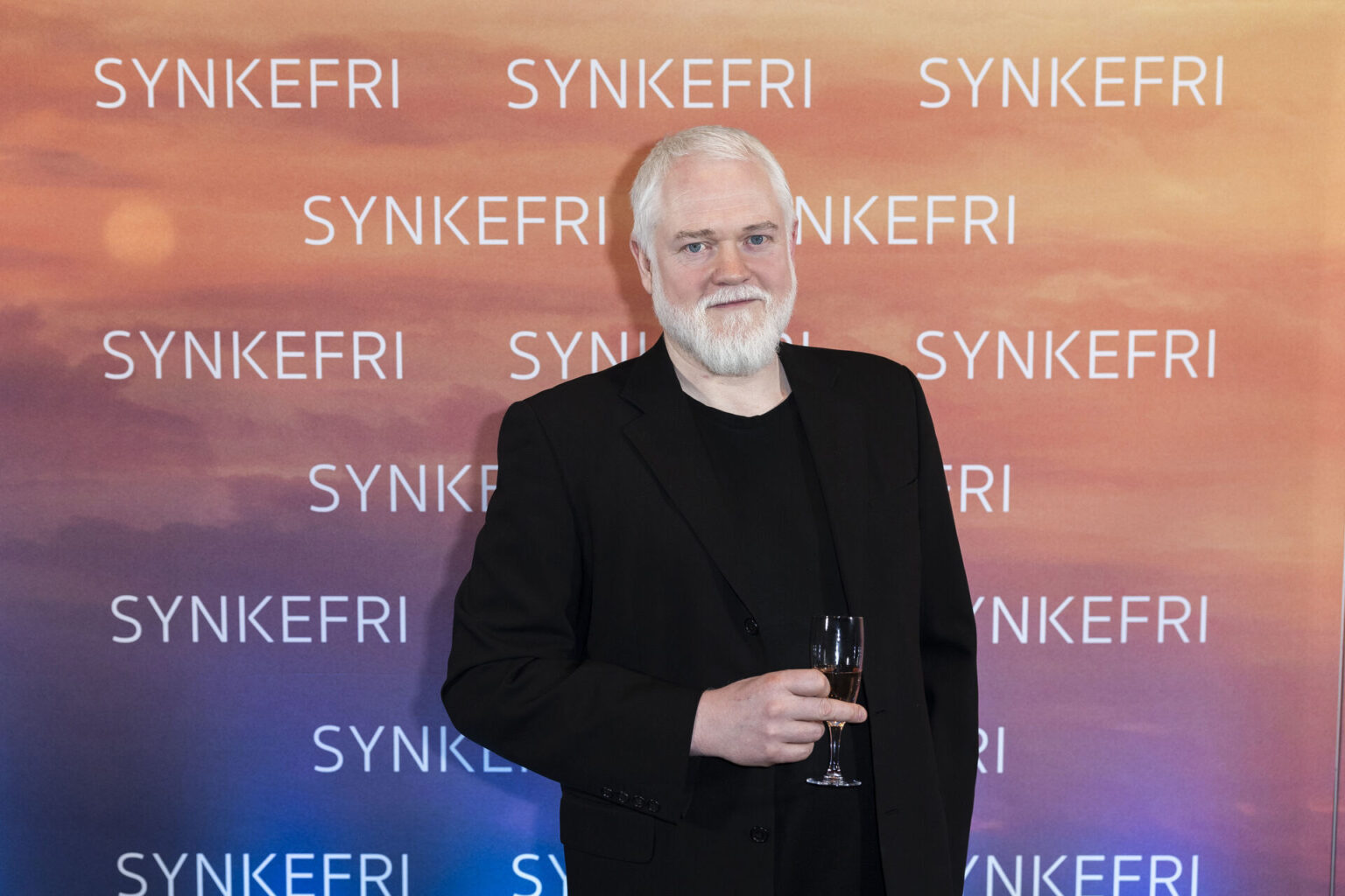 SÅDAN: Esben Dalgaard og hustruen vinder stor pris for deres bog