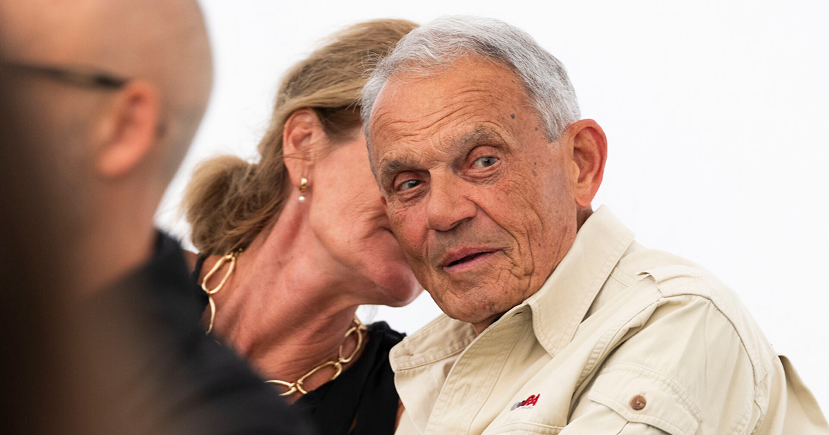 Karsten Ree vil stoppe udgivelsen af Jannis bog