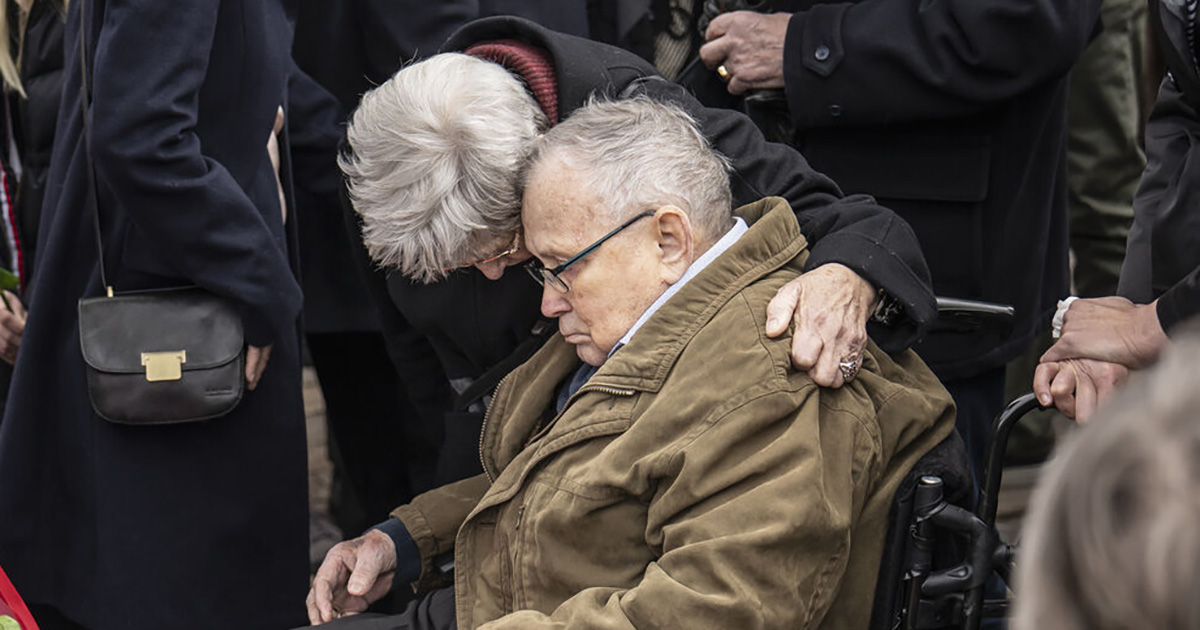 Far skal begraves ved siden af Søren Pape Poulsen