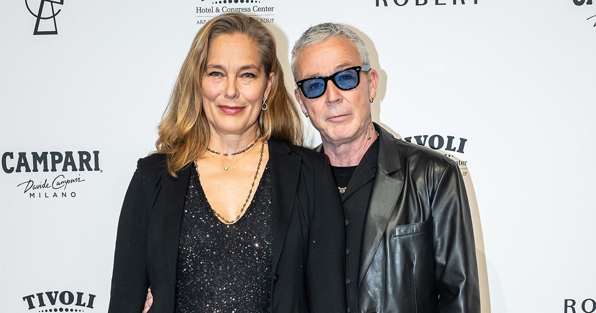 Thomas Helmig hylder Renée Toft Simonsen: "Tillykke mit ét og alt"