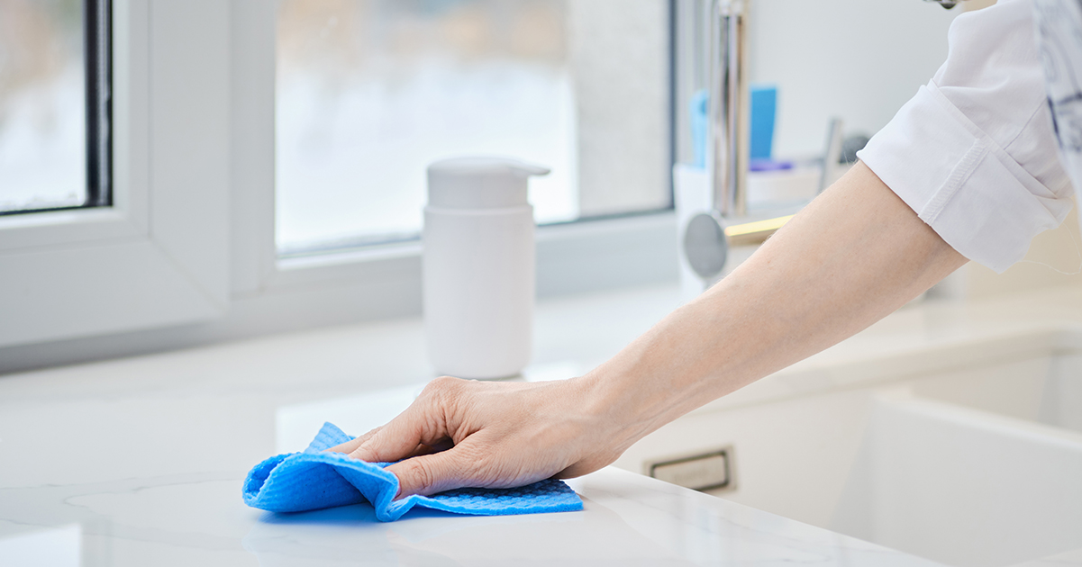 Se noti strani punti neri in cucina, è meglio che sappia cosa siano